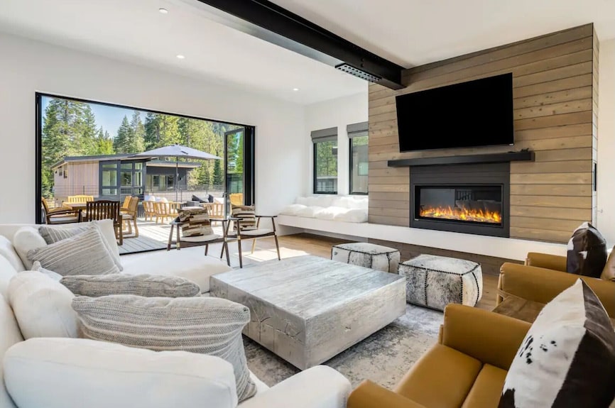 Painted Rock Vistas - Luxury Olympic Valley Home With 4 Suites, Media Room, And Fire Pit - Olympic Valley, CA