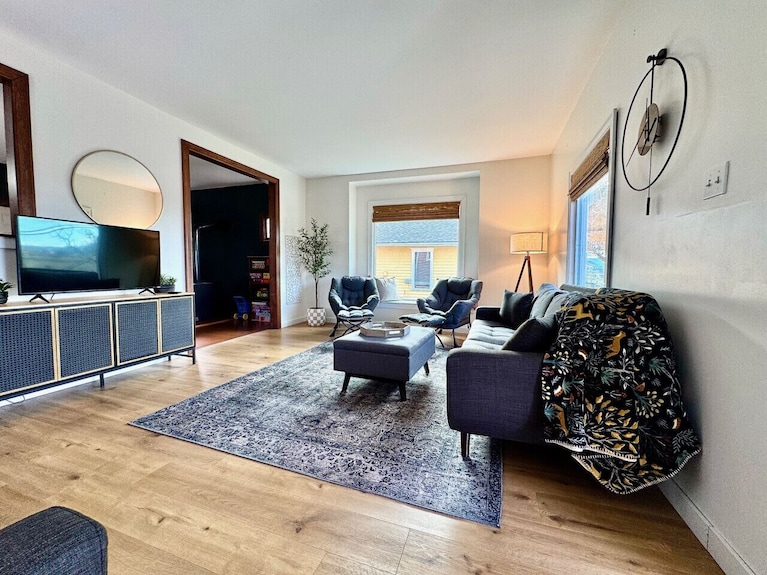 Old World Charm W/river Views - Lewiston, ID