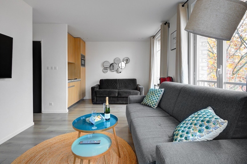 Tbs 35 - Appartement Cosy Et Raffiné - Métro Nationale, Paris