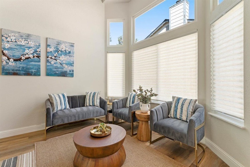 Luxury Home, W/pool Table; 40 Min From Tahoe - Sparks, NV