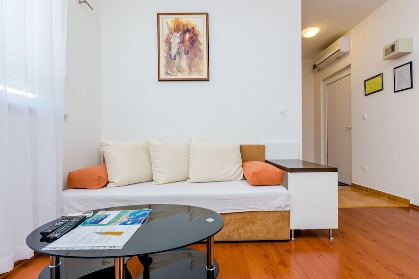 Apartments Aura - Comfort Studio Apartment 5 With Shared Swimming Pool - Dubrovnik