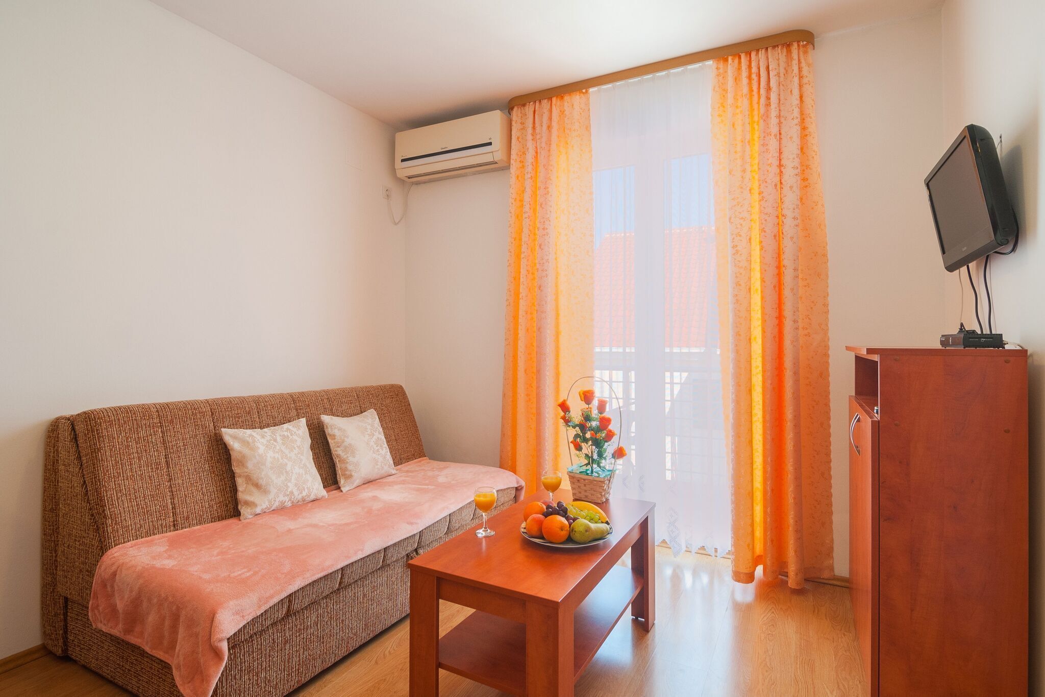 Apartments Island Beat - One Bedroom Apartment With Balcony And Sea View (A1) (St) - Supetar