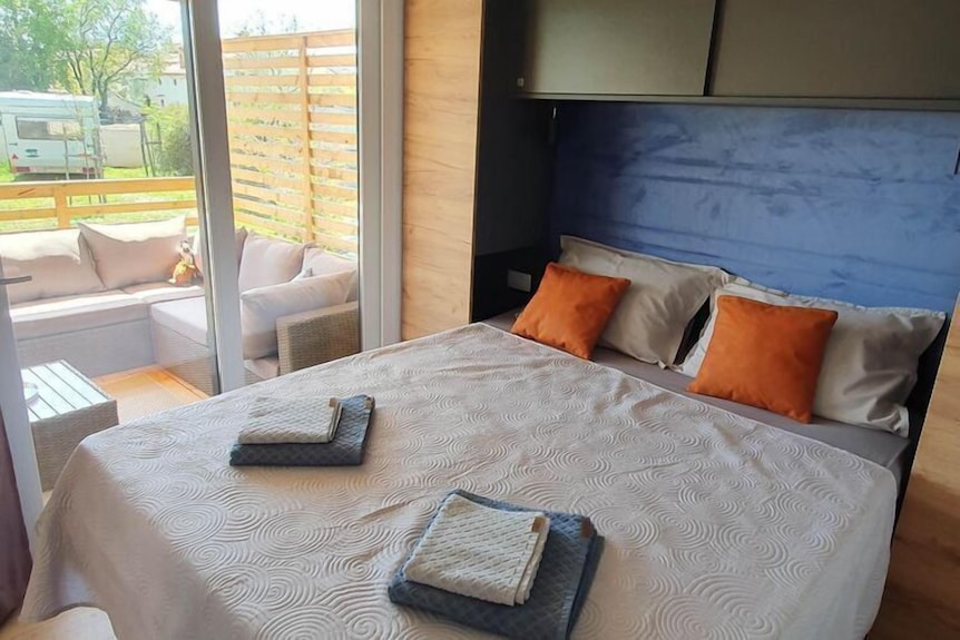 Mobile Homes Karlo & Dino - Superior Two Bedroom Mobile Home - Pola