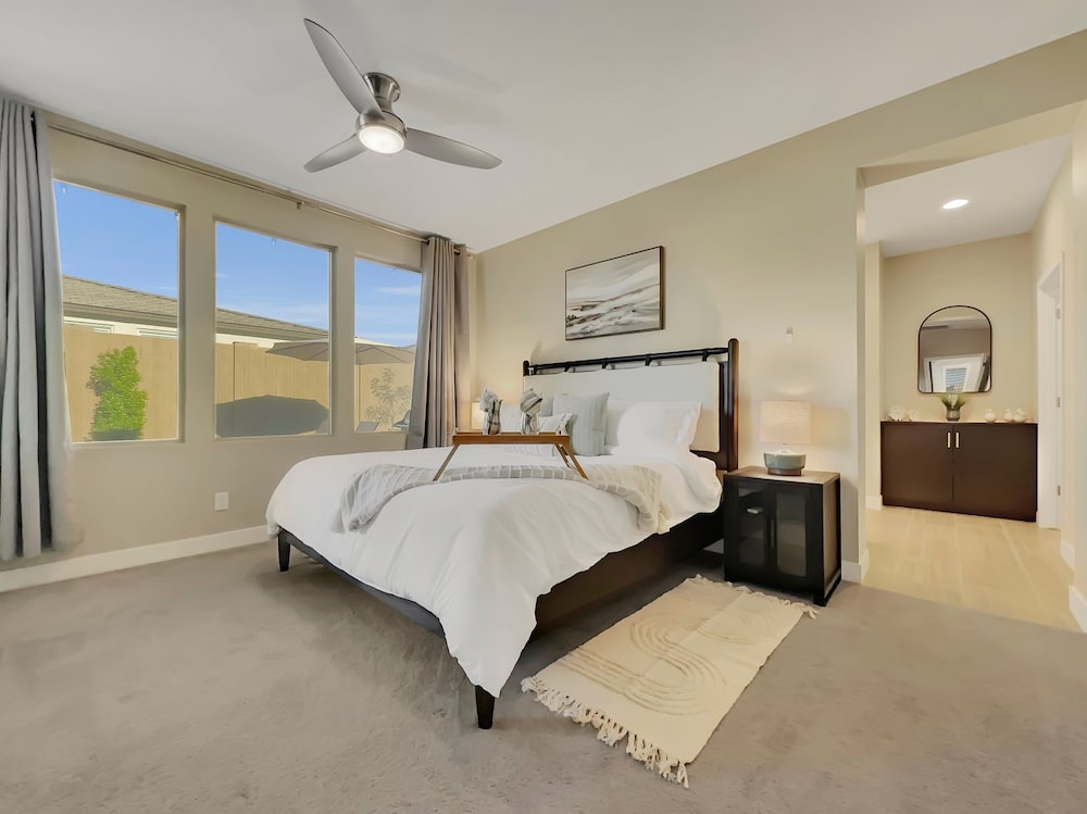 55+ New Queen Creek Community. Amenities Galore! - San Tan Valley | Vrbo