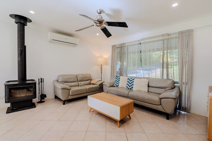 3bd Exclusive Manor Retreat Farm - Sydney