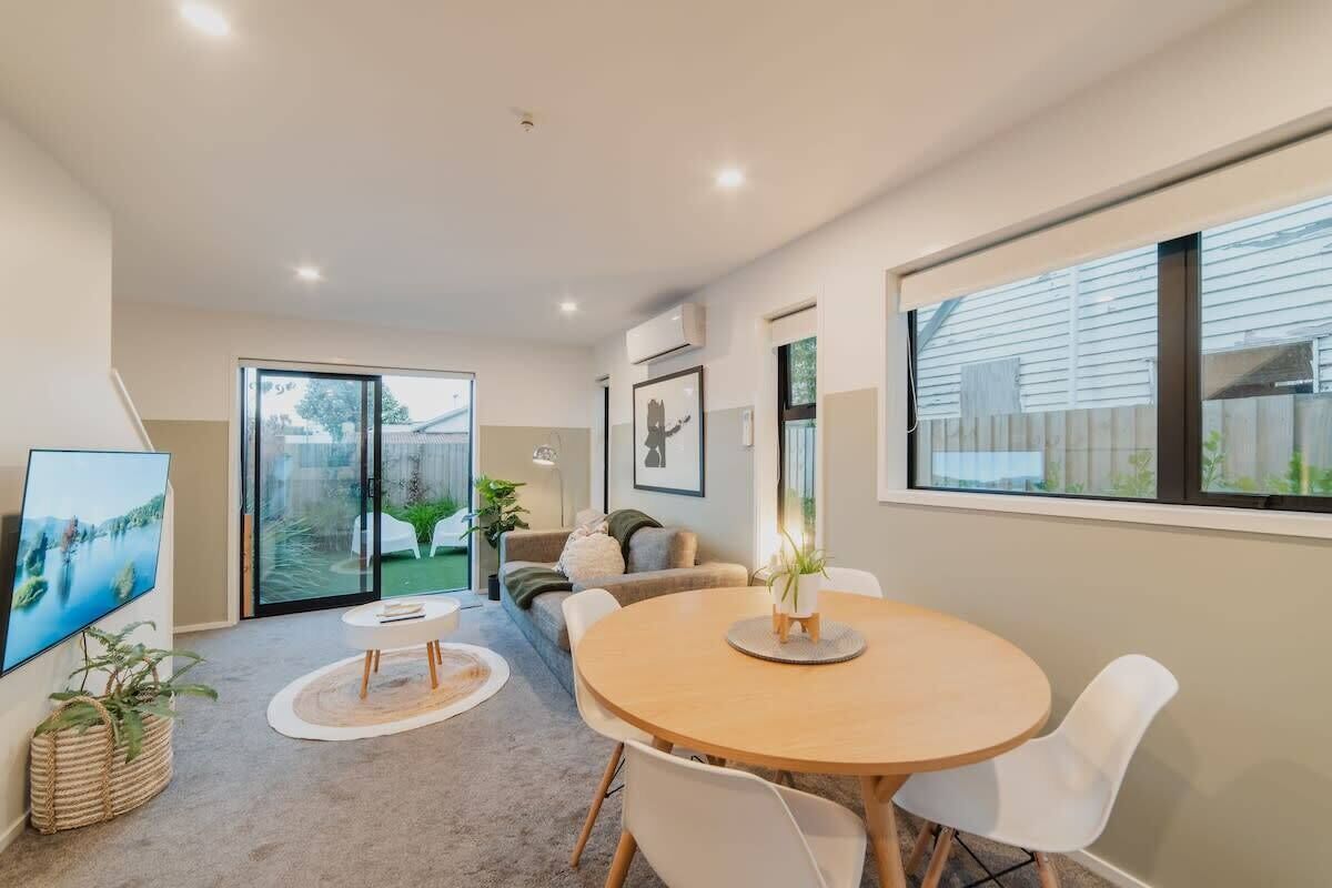 Misty Meadows Manor - Your Urban Oasis - 리틀턴