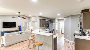 Casa (3 Bedrooms) | Interior