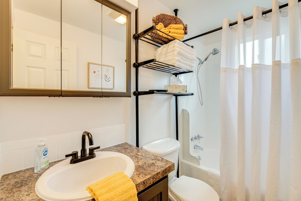 Loveland Retreat Near Dtwn W/ Outdoor Dining! - Lyons, CO