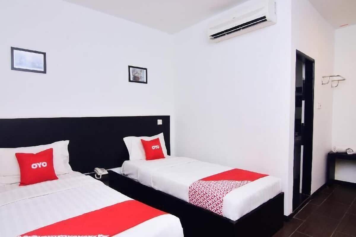 Ferros/tábuas de passar roupa, Wi-Fi de cortesia, roupa de cama