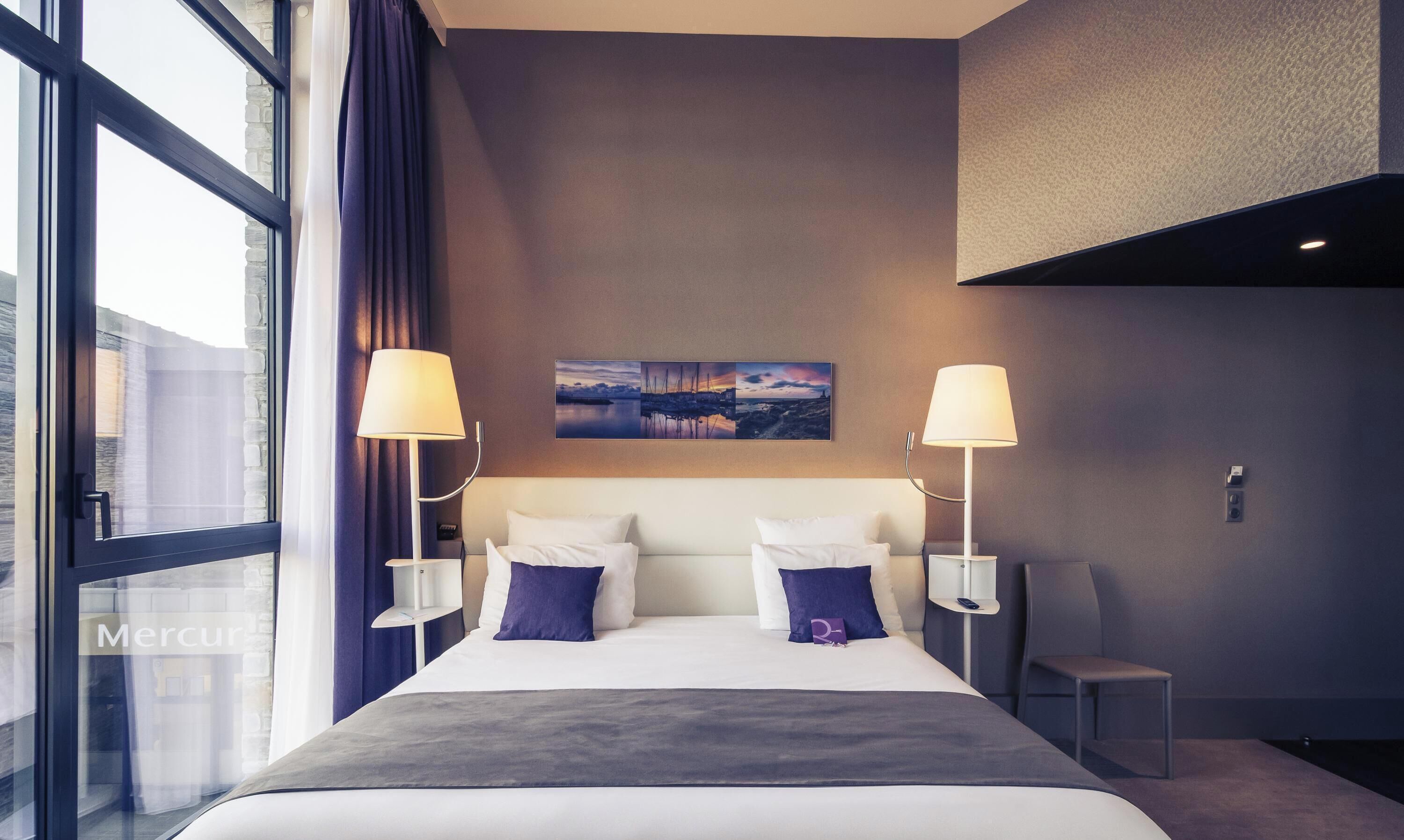 Privilege, Quarto, 1 cama de casal, sacada | Frigobar, cofres nos quartos, escrivaninha, quartos à prova de som