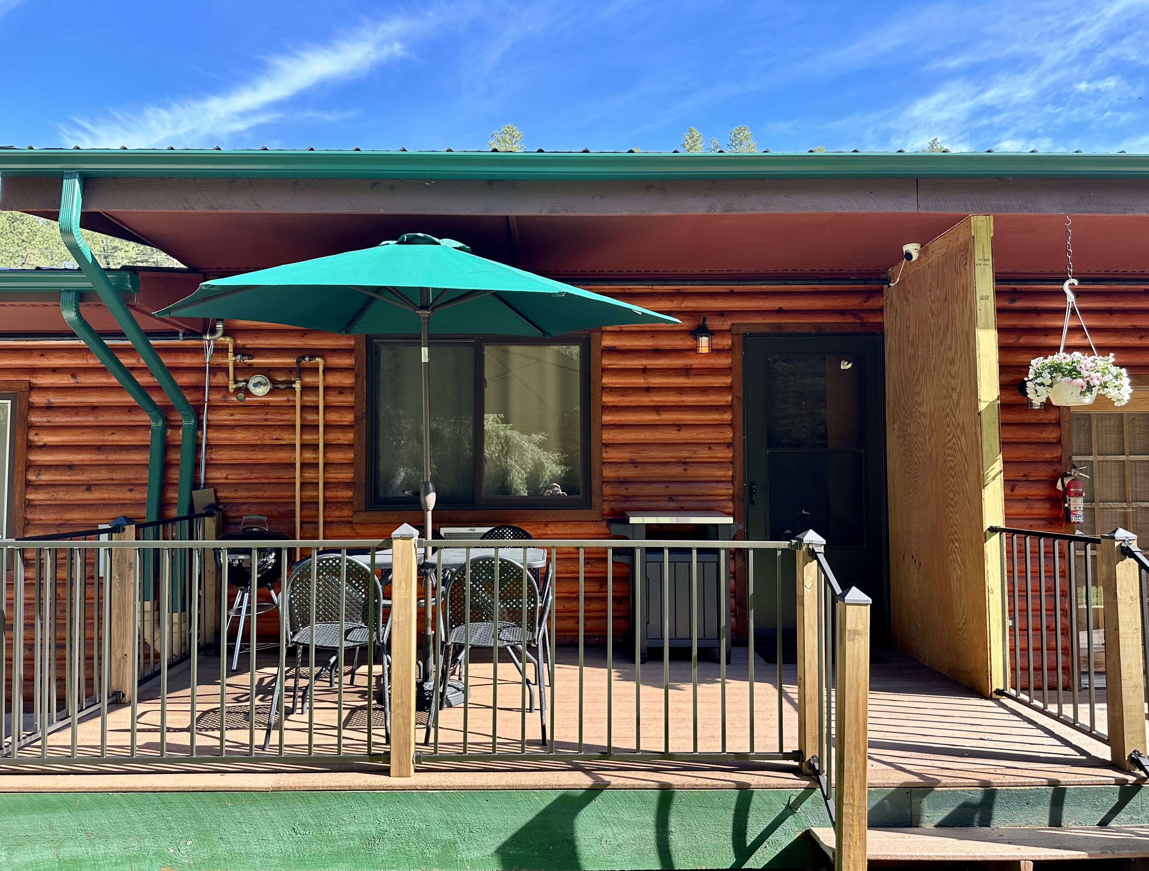 Quarto Deluxe, 2 camas queen-size, hipoalergénico | Terraço/pátio interior