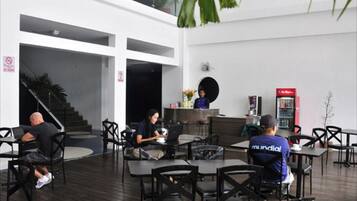 Pequeno-almoço preparado no momento diário (150 PHP por pessoa)