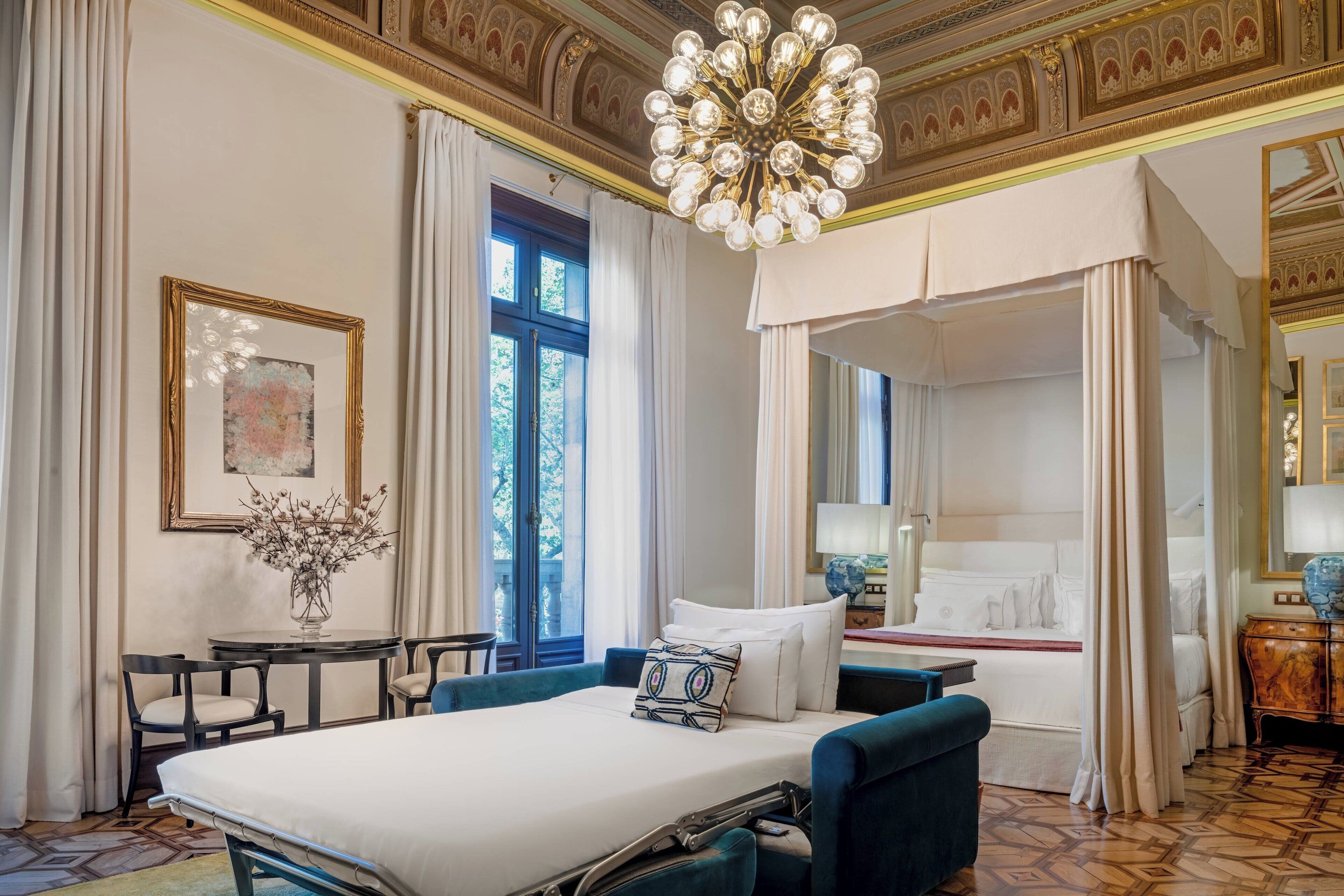Top 12 Historic Hotels In Barcelona, Spain | Trip101
