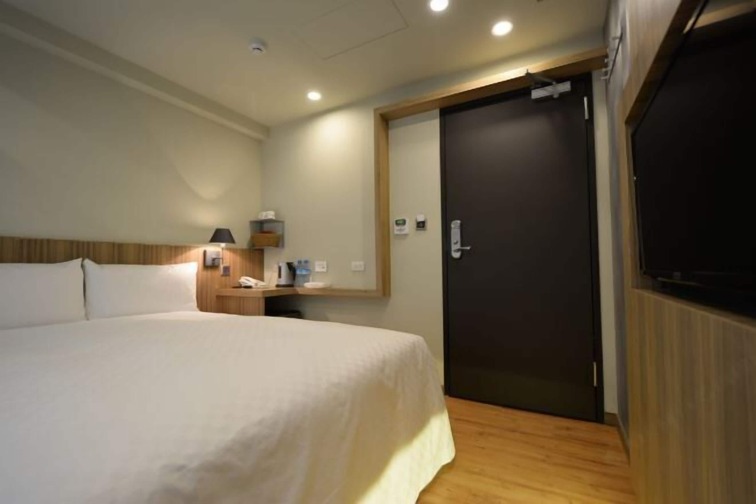 Ferro/tábua de engomar, Wi-fi grátis 