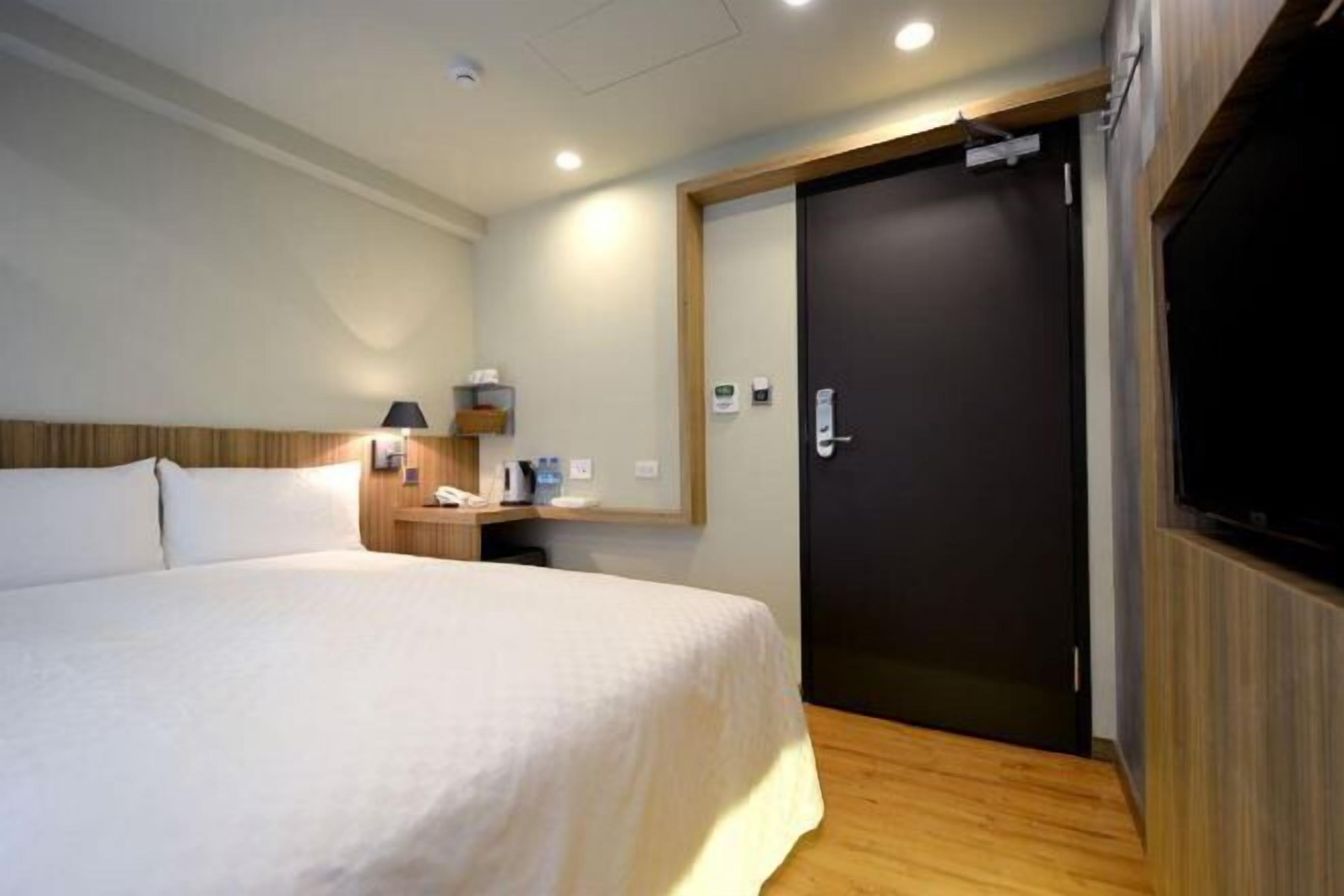 Ferro/tábua de engomar, Wi-fi grátis 