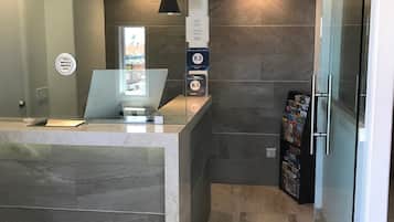 Check-in e check-out automático