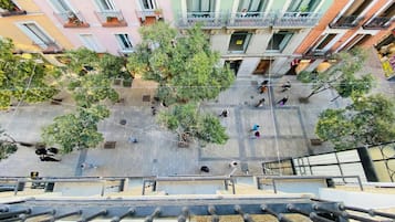 Quarto Duplo Superior (con balcón) | Secretária, Wi-fi grátis, roupa de cama fornecida