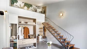 Duplex | Frigobar, cofres nos quartos, quartos à prova de som, Wi-Fi de cortesia