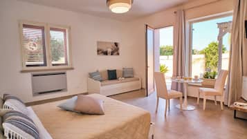 Quarto Superior (1) | 2 quartos, roupa de alta qualidade, minibar, secretária