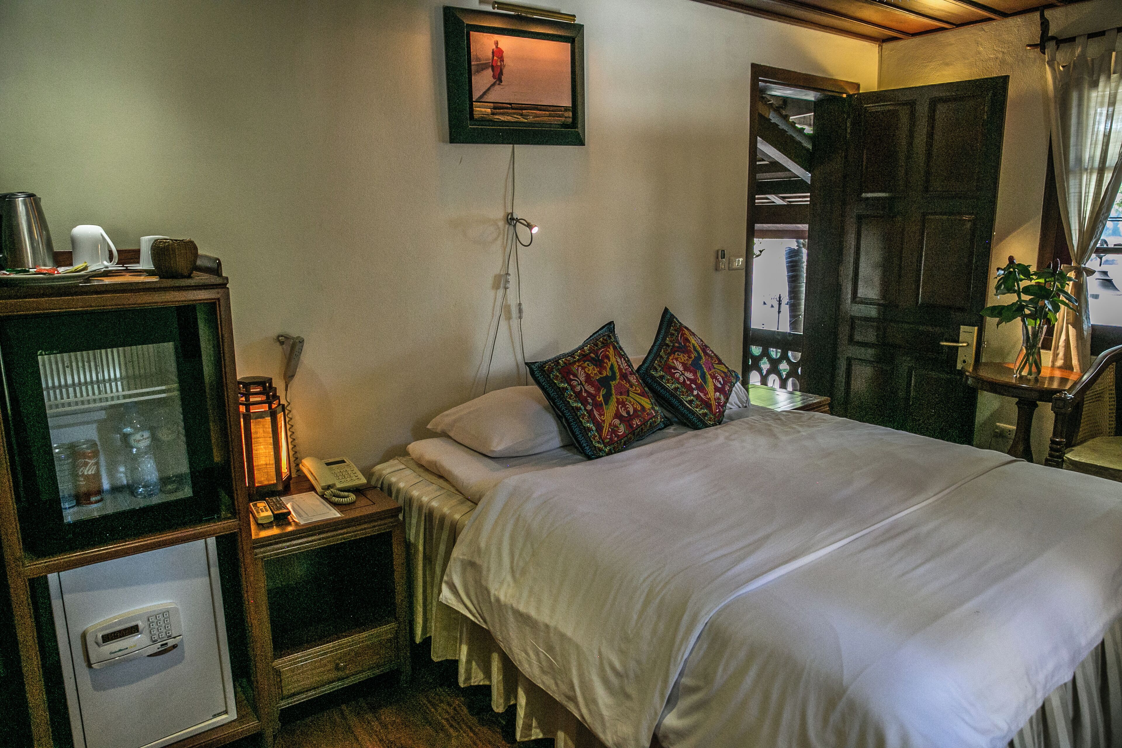 Standard River View - Double | Frigobar (abastecido com alguns itens grátis), cofres nos quartos