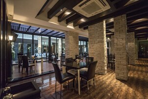 Pequeno-almoço inglês diário (150 THB por pessoa) 