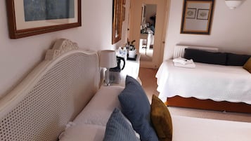 Quarto família | Roupas de cama antialérgicas, individualmente decorados