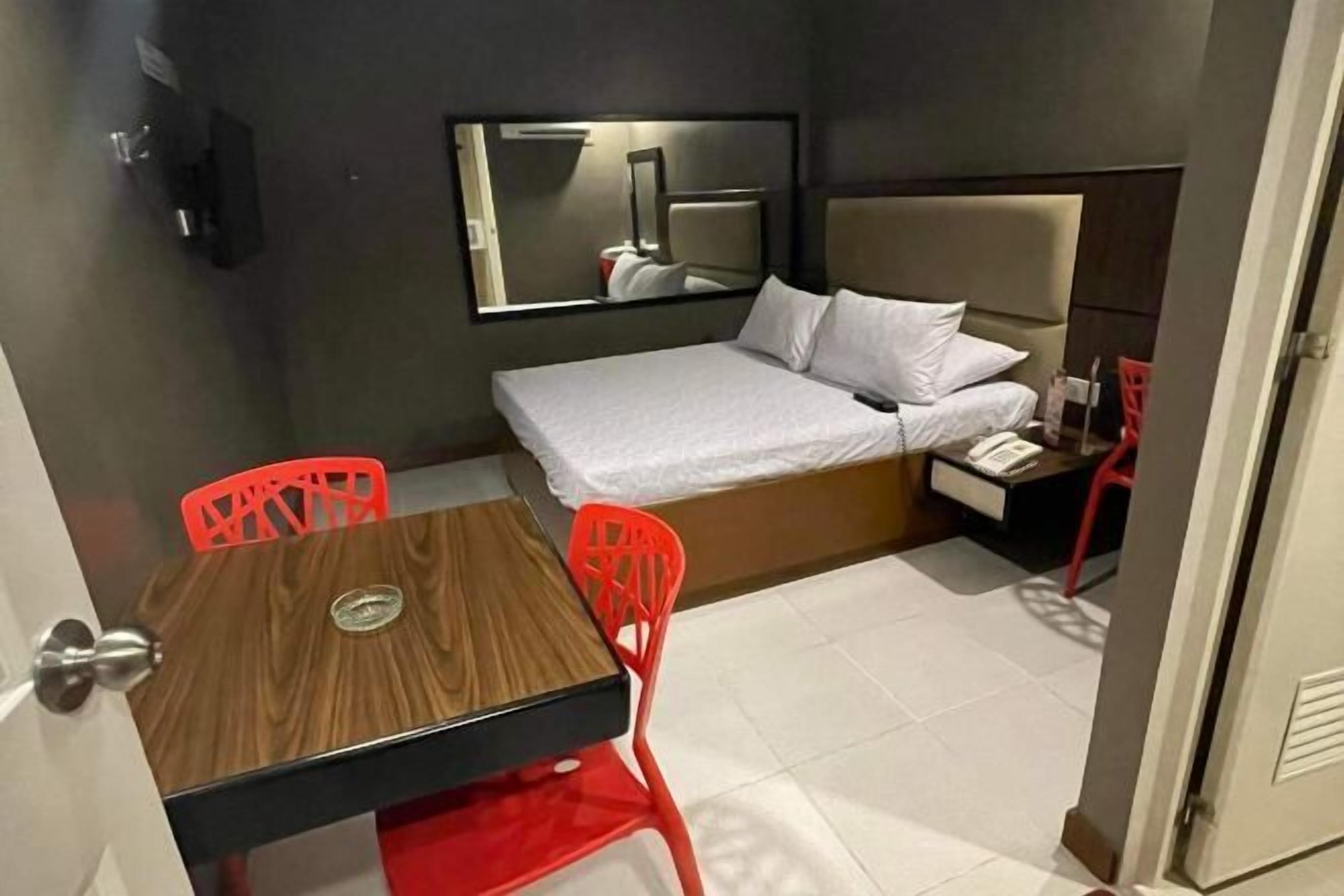 Wi-Fi de cortesia, roupa de cama