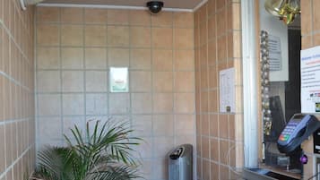 Secador de cabelo (mediante solicitação), toalhas de banho
