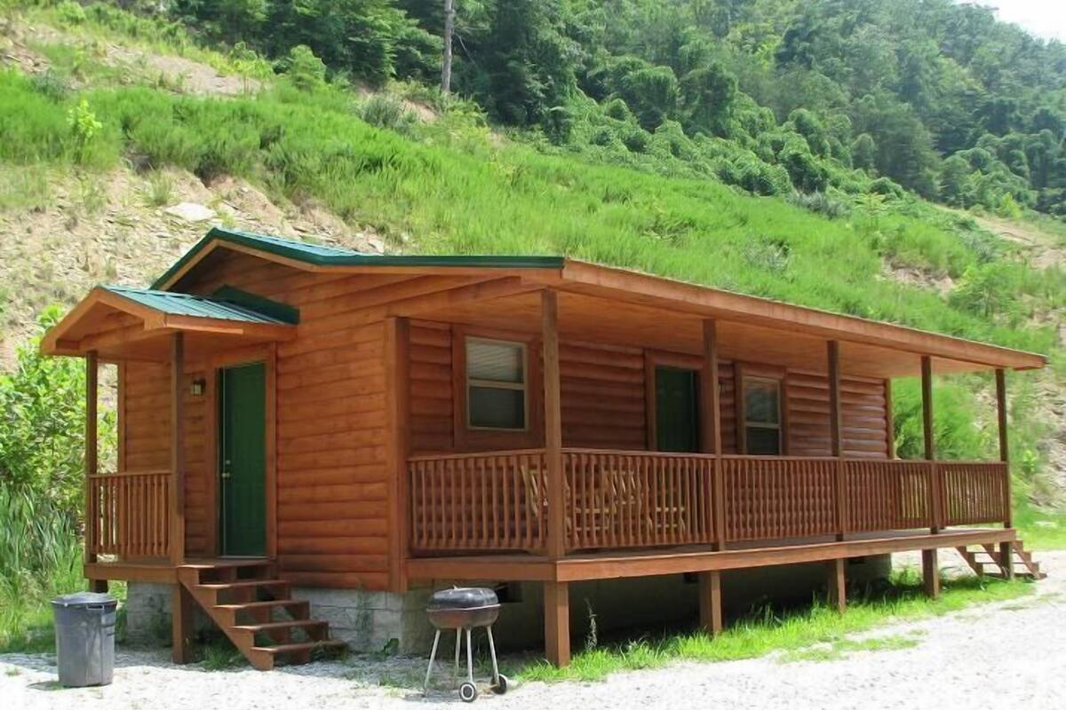 Pappy's Coal Miner's Cabin