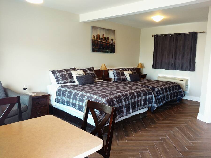 Quarto Deluxe, cozinha, vista para a montanha | Ferro/tábua de engomar, Wi-fi grátis