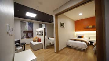 1 quarto, edredões de penas, cortinas/cortinados opacos