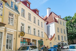 Old Town Family Apartment  | Vista para a rua