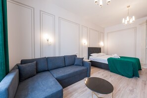 Old Town Emerald Apartment | Ferro/tábua de engomar, Wi-fi grátis, roupa de cama fornecida 