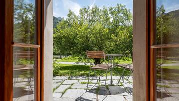 Quarto casal superior, sacada, vista para a montanha | Terraço/pátio