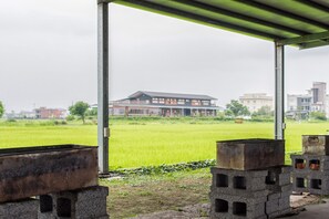 Área para churrascos e piqueniques