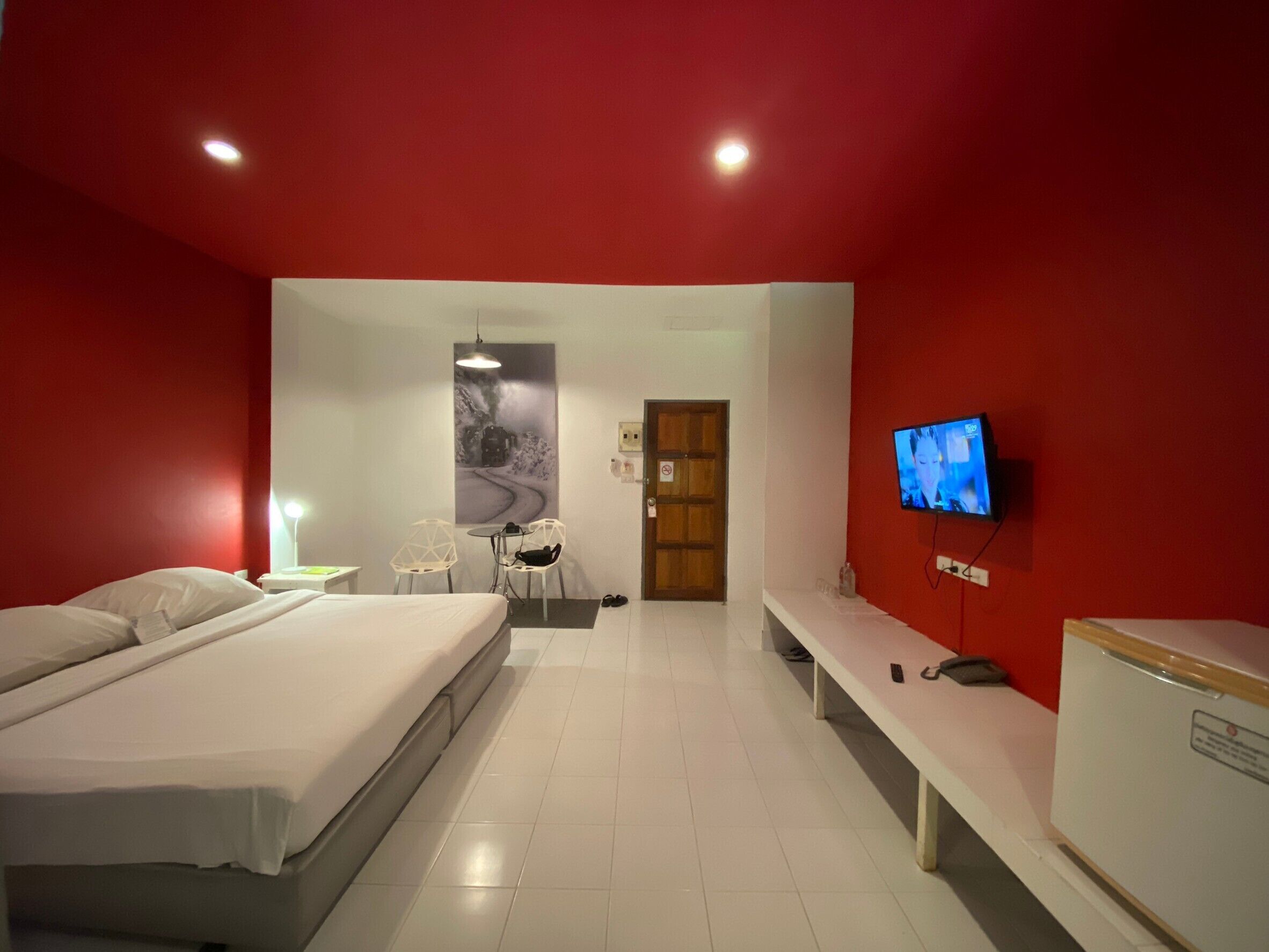 Quarto Standard | Secretária, internet com fios grátis, roupa de cama fornecida 