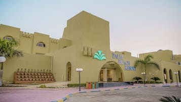 Fachada da propriedade