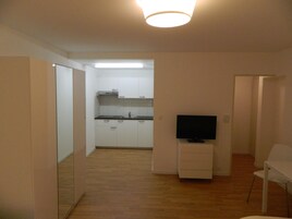 Apartamento (Studio) | Ferro/tábua de engomar, Wi-fi grátis, roupa de cama fornecida 