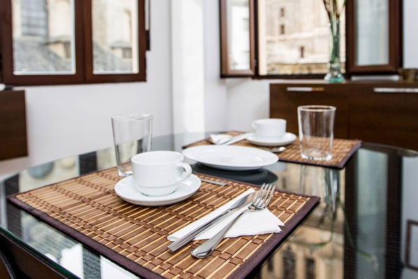 Estúdio (C/ San Jeronimo 2) | Roupas de cama premium, edredons de pluma, camas Select Comfort