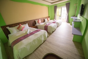 Suíte família, 1 quarto, sacada, na torre | 1 quarto, cortinas blackout, Wi-Fi de cortesia, roupa de cama