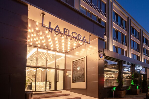La Flora House Otel - İzmit