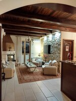 Pequeno-almoço tipo buffet diário incluído 