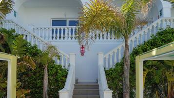 Entrada (vista interior)