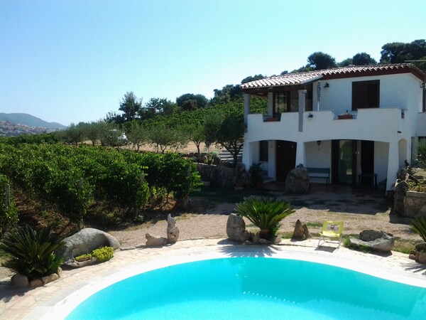 Agriturismo B&b Domo De Resteblas - Sardaigne