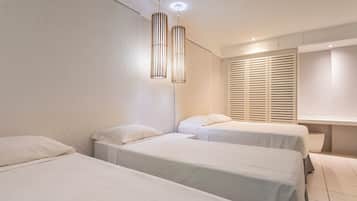 Villa Standard | Minibar, cofre no quarto, secretária, cortinas/cortinados opacos