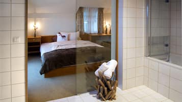 Suite Comfort, 1 quarto, vista para o vale | Cofre no quarto, secretária, Wi-fi grátis, roupa de cama fornecida