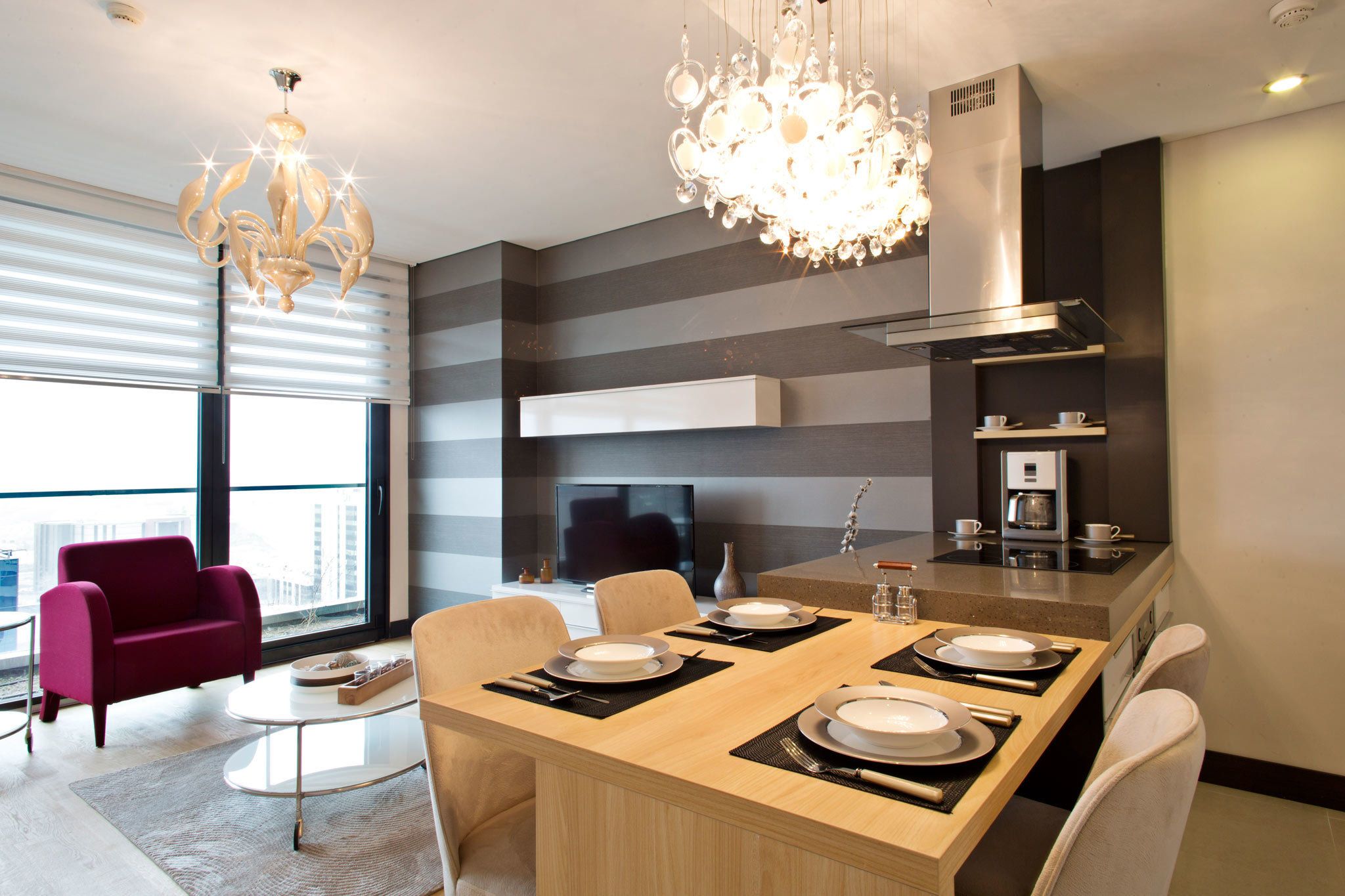 Suite Familiar, 1 quarto | Refeições no quarto