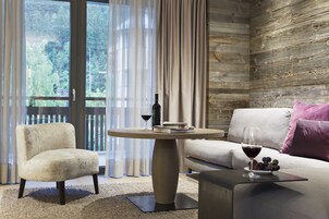 Quarto Duplo Premier, varanda (Relax) | Roupa de alta qualidade, minibar, cofre no quarto 