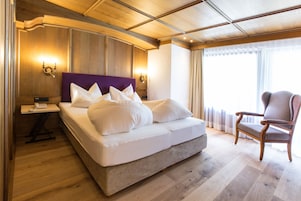 Quarto casal standard, sacada (Authentic) | Roupas de cama premium, frigobar, cofres nos quartos