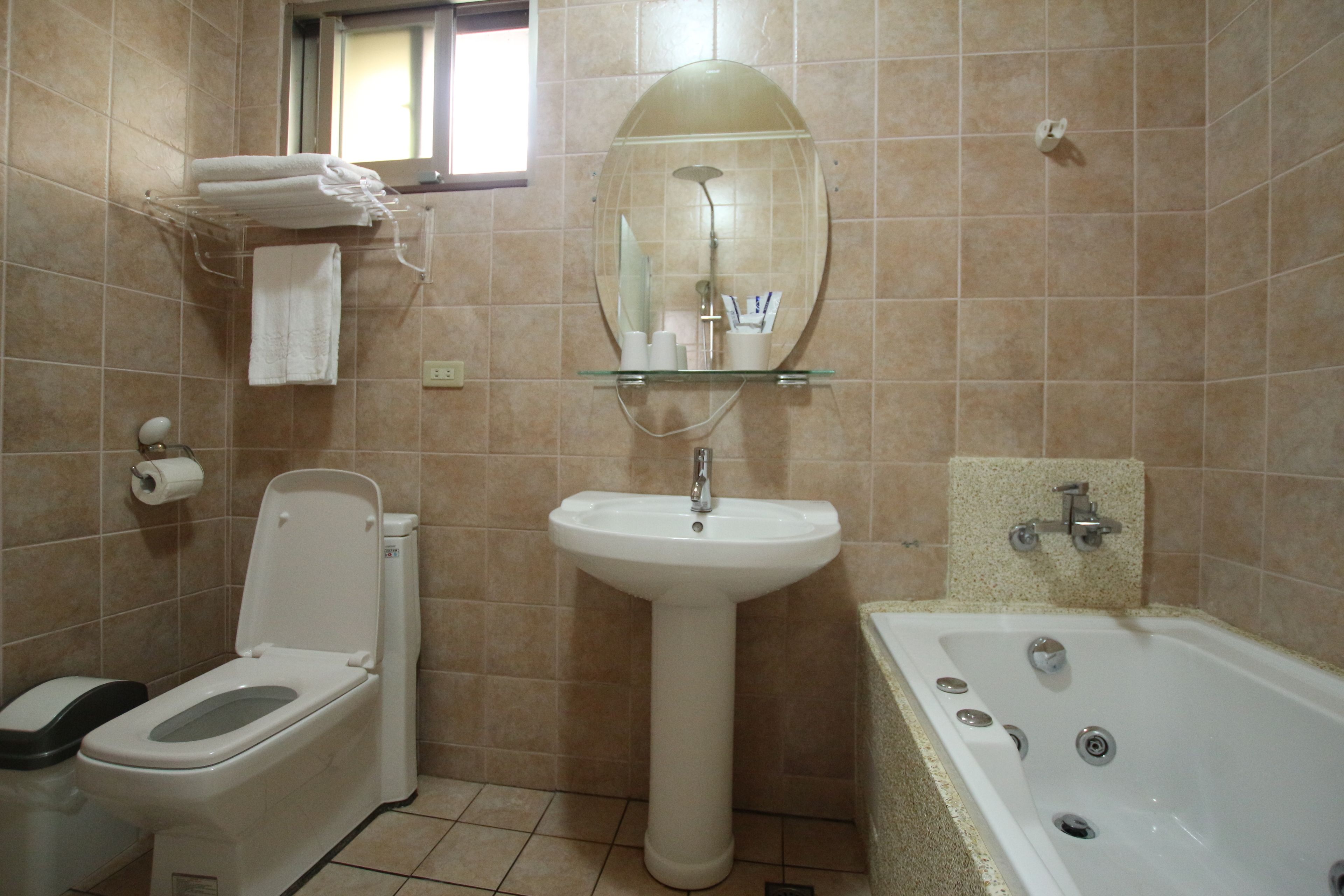 Quarto Duplo | 1 quarto, roupa de alta qualidade, Wi-fi grátis 